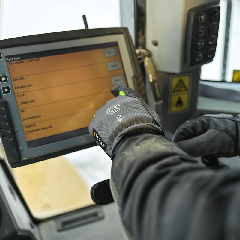 Ejendals Tegera 577 Touchscreen Gloves - Workwear.co.uk